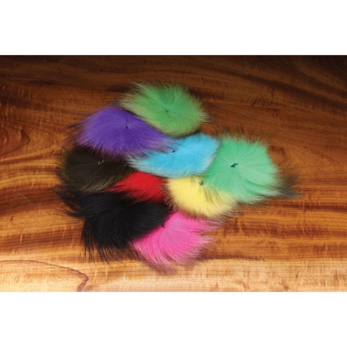 Hareline Dubbin Arctic Fox Tail | Hareline Dubbin – Fly and Field ...
